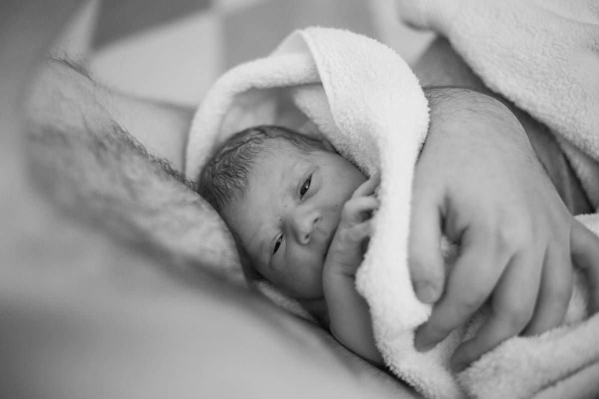 Geburt - eine überwältigende Erfahrung! - Geburtsfotograf Köln und NRW